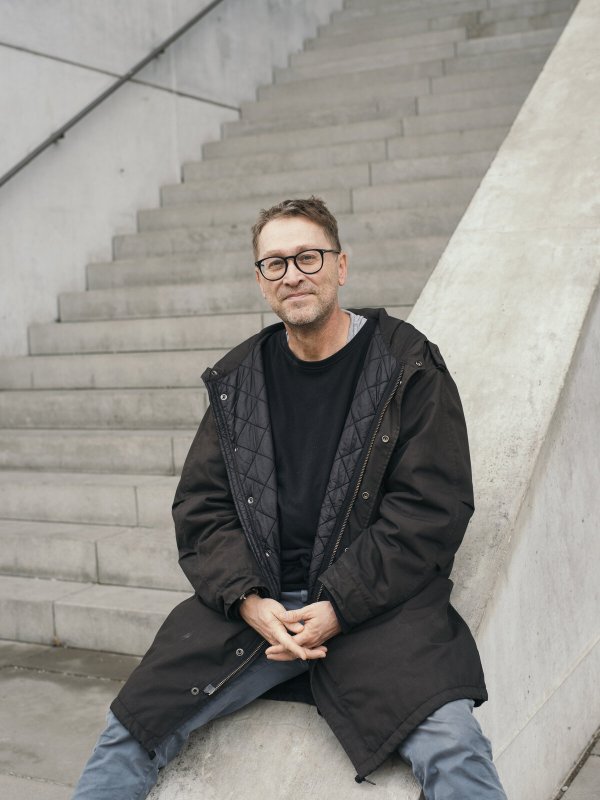 Bestseller Autor Jan Weiler spricht vor seiner Lesung in Lage übers ...