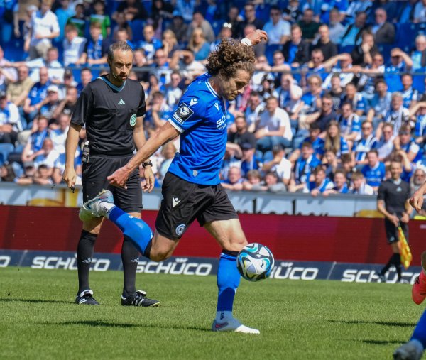 Taktikcheck: Zweck heiligt das taktische Mittel von Arminia-Trainer Kniat | DSC Arminia ...