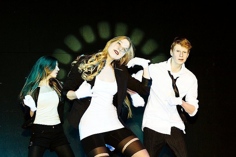 Show "Thursday Night Fever" sorgt an drei Tagen für Begeisterung im ...