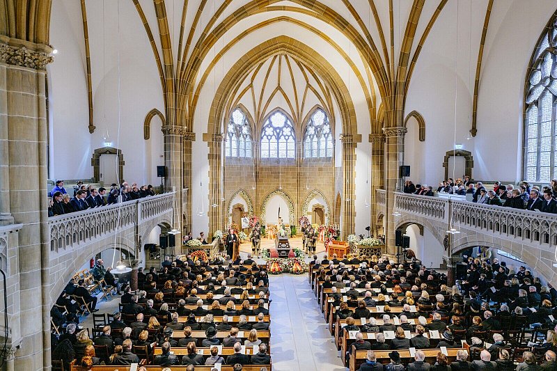Abschied von Dr. Traute Prinzessin zur Lippe | Bildergalerien - LZ.de