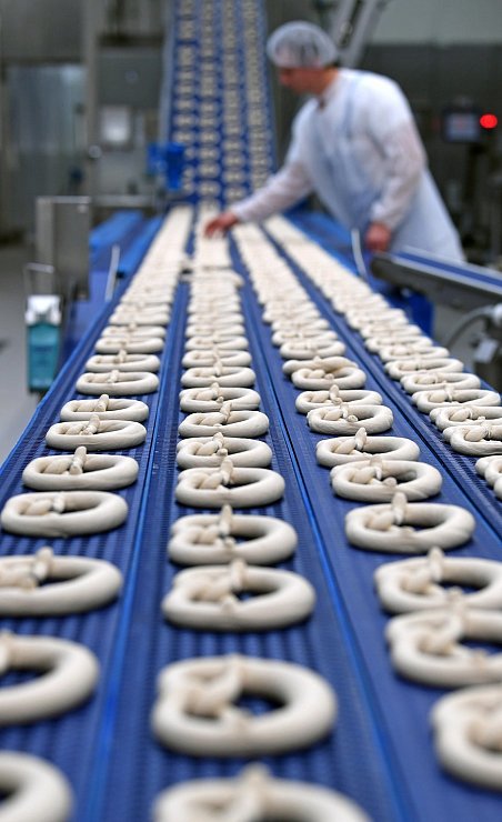 Verkaufsschlager Brezel: Ditsch erweitert Produktion | Nachrichten aus ...