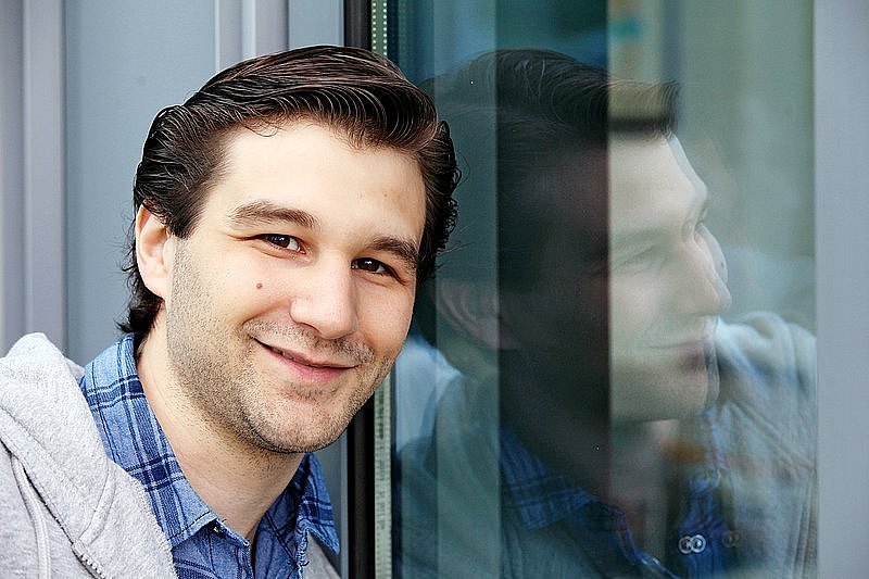 Simon Breuer steht ab September in Detmold auf der Bühne | Kultur ...