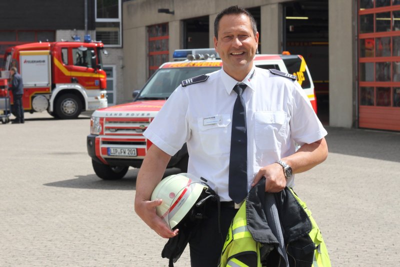 Dieser Feuerwehrmann hat seinen Kindheitswunsch zum Beruf gemacht ...