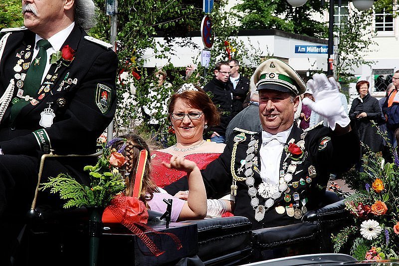 Bad Meinberger Schützenfest endet mit dem großen Festumzug | Lokale Nachrichten aus Horn-Bad ...