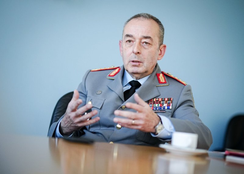 Generalinspekteur Breuer: In fünf Jahren kriegstüchtig sein ...