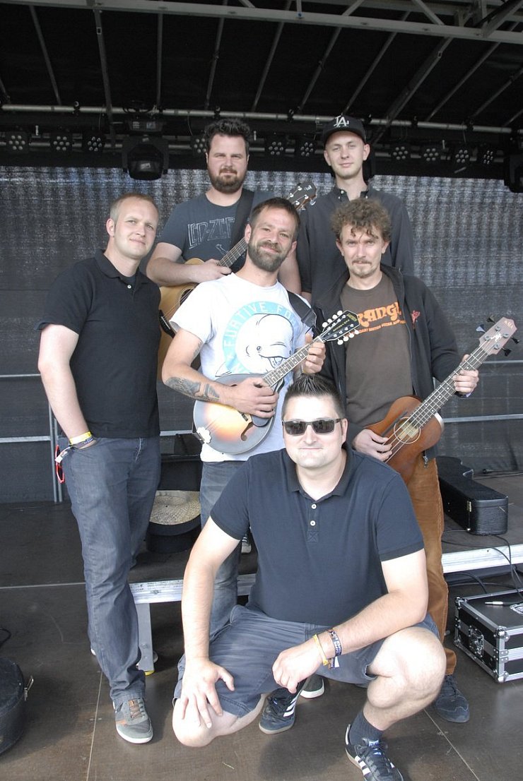 Fast 4000 Besucher feiern beim Lippe Open Air | Lokale Nachrichten aus ...