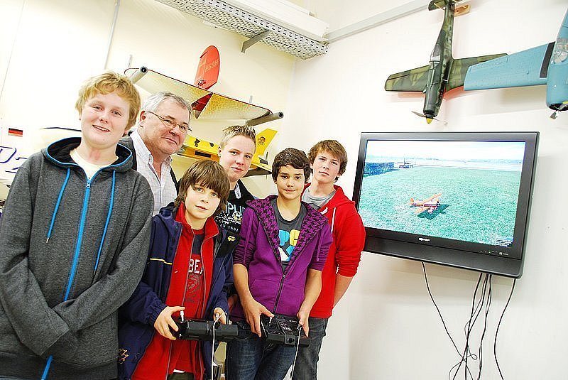 Nachwuchs kriegt vom Fliegen nicht genug | Lokale Nachrichten aus ...