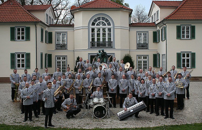 Heeresmusikkorps zu Gast im Meinberger Kurtheater | Lokale Nachrichten aus Horn-Bad Meinberg - LZ.de