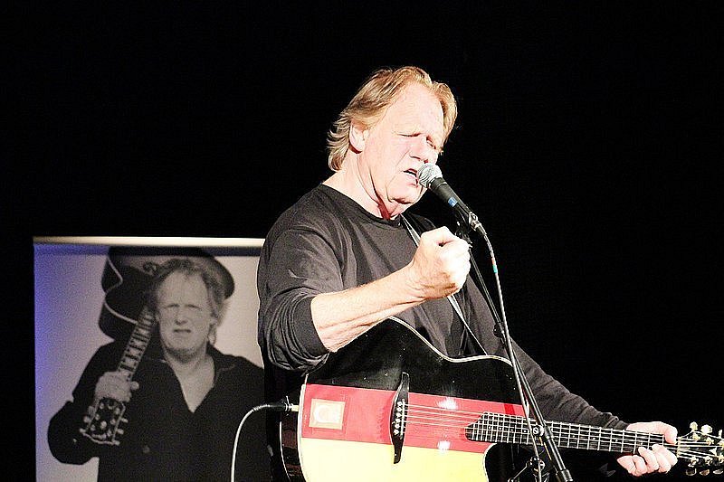 Gunter Gabriel schildert Szenen seines Lebens | Lokale Nachrichten aus ...