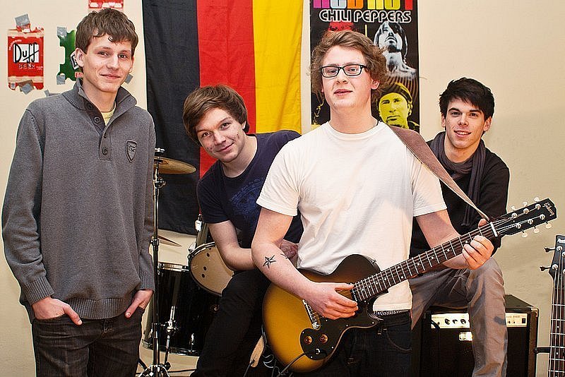 Lemgoer Nachwuchsband präsentiert ihre erste CD | Lokale Nachrichten ...