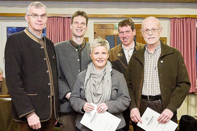 Hegering Horn-Bad Meinberg präsentiert Trophäen und ehrt Mitglieder ...