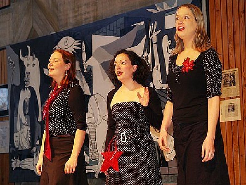 Drei Grazien verzaubern ihr Publikum | Lokale Nachrichten aus Lemgo - LZ.de