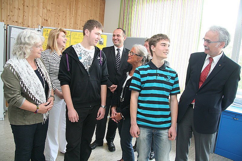 Stiftung Für Lippe setzt auf Benimm-Kurse für Schüler | Lokale ...